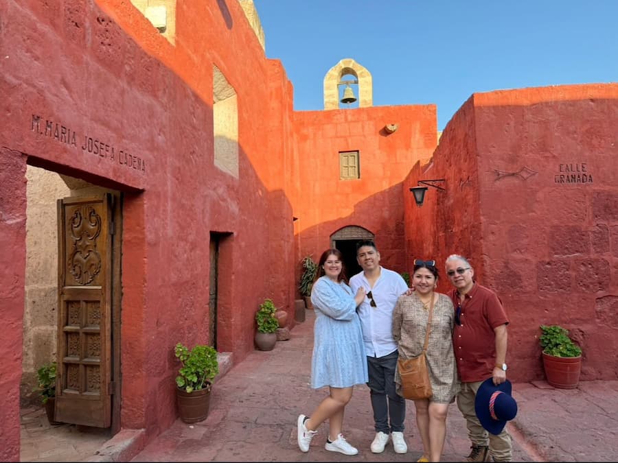 Walking tour Arequipa | Guru Explorers